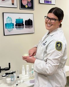 Student-Athlete Left Hawaii for Cosmetic Science and Formulation Design ...